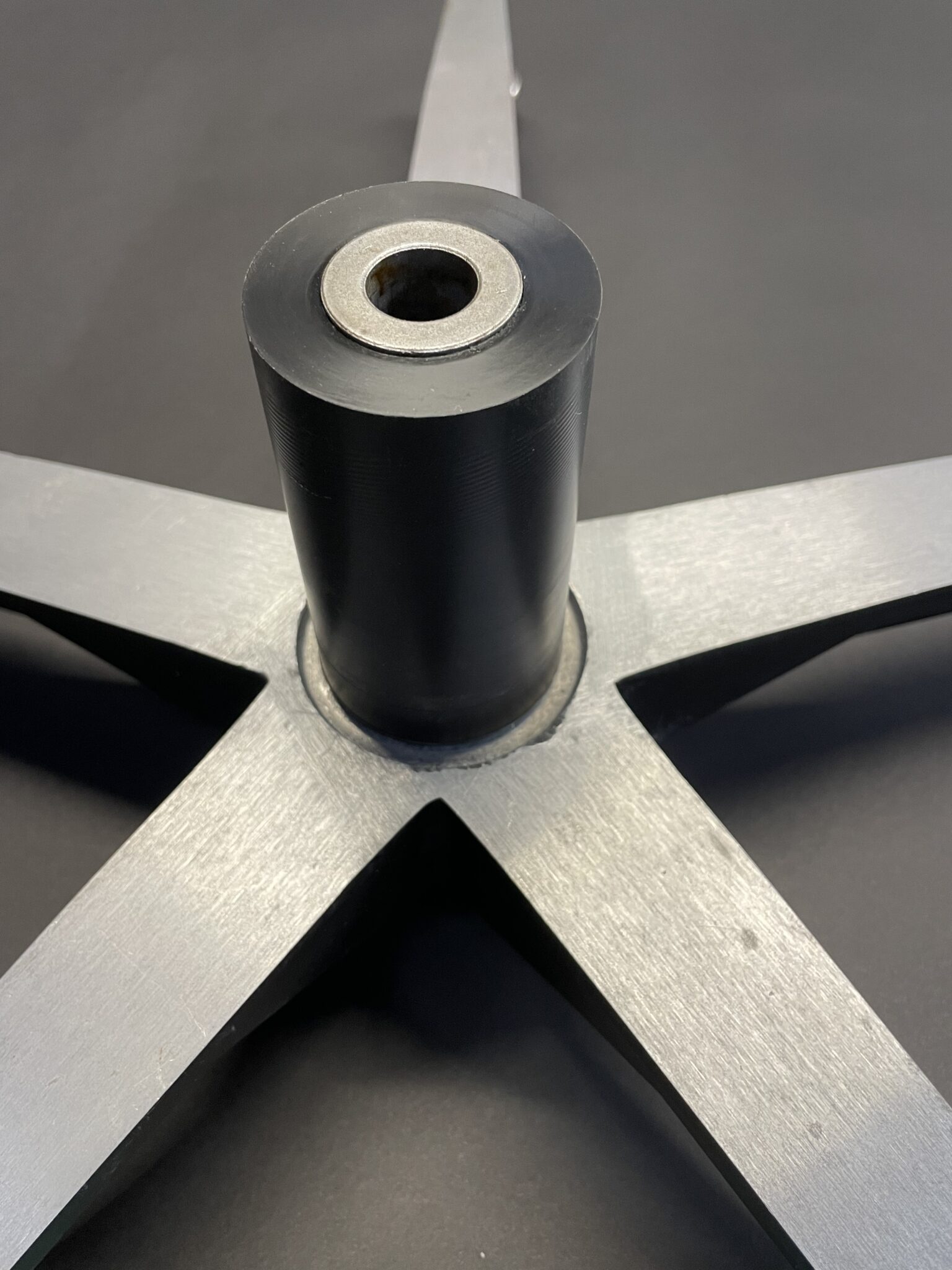 PlyCraft Lounge Chair Swivel Hub Kit - humemodern